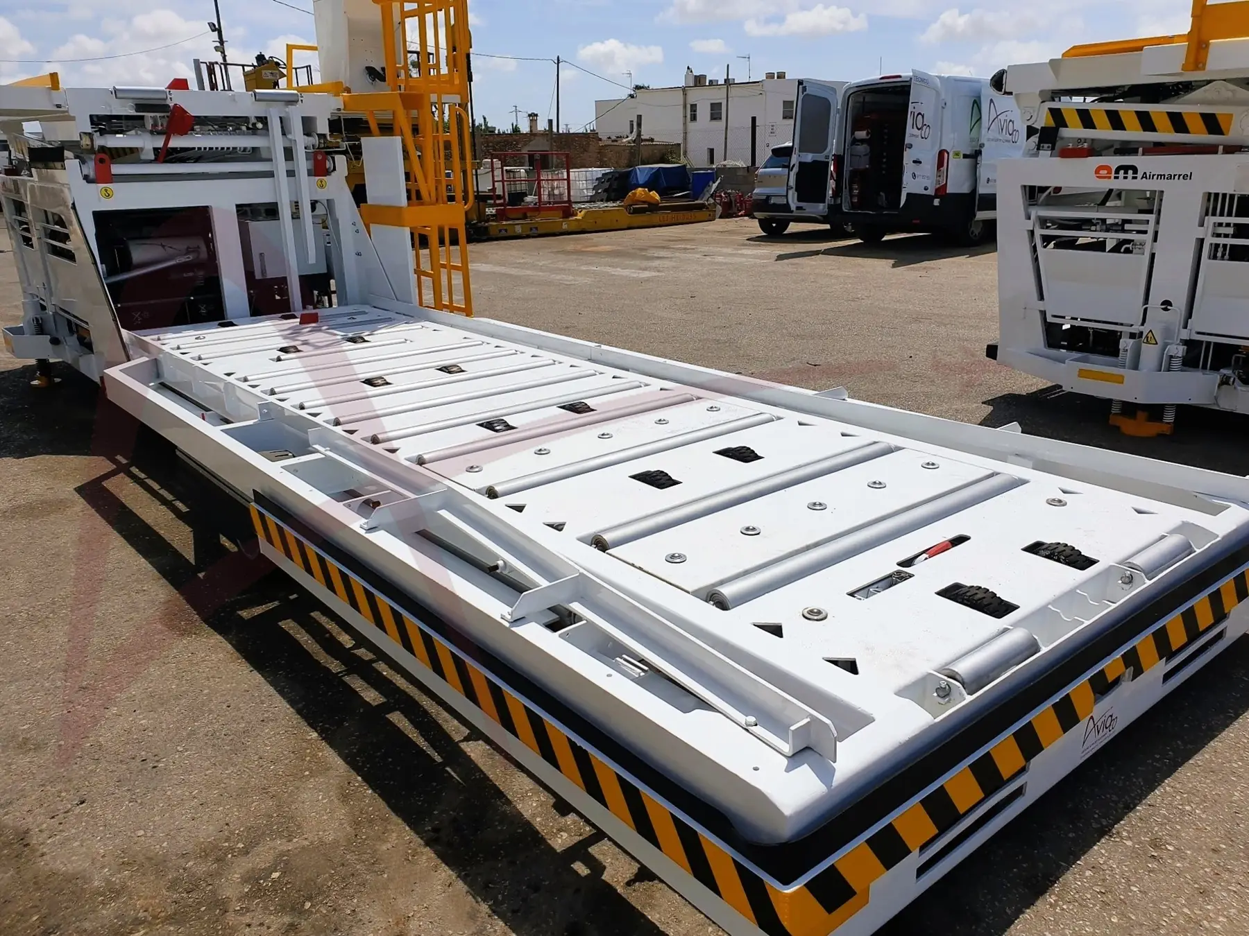AIR MARREL LAM3500 | Cargo Loaders | Aviaco GSE