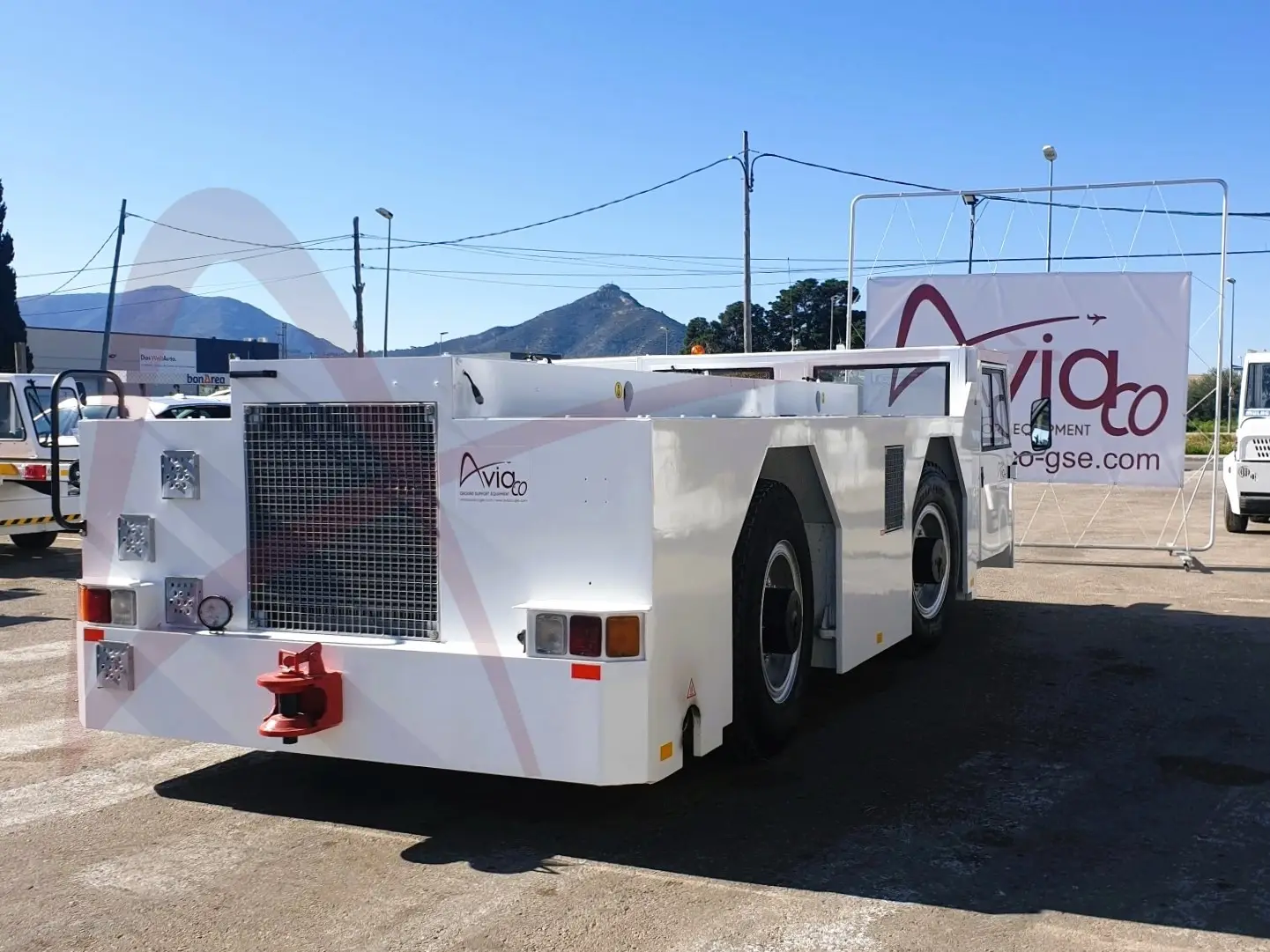 SCHOPF F180 | Pushback Tractors / Tugs | Aviaco GSE