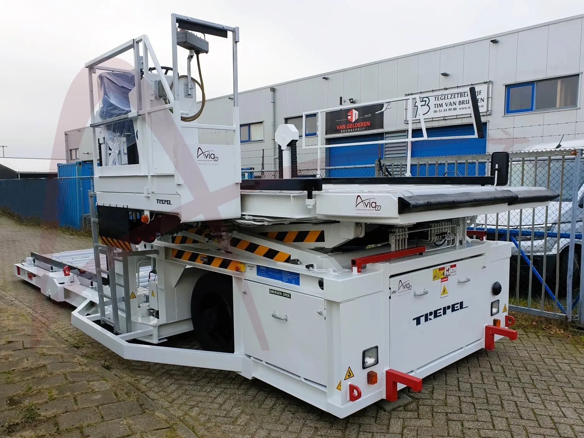 TREPEL CHAMP 70S | Cargo Loaders | Aviaco GSE