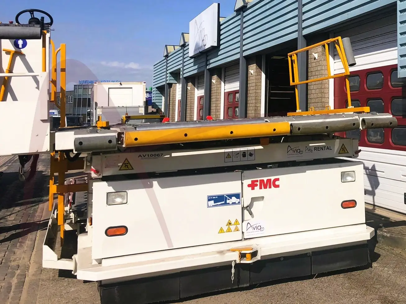 FMC COMMANDER 15iW | Cargo Loaders | Aviaco GSE