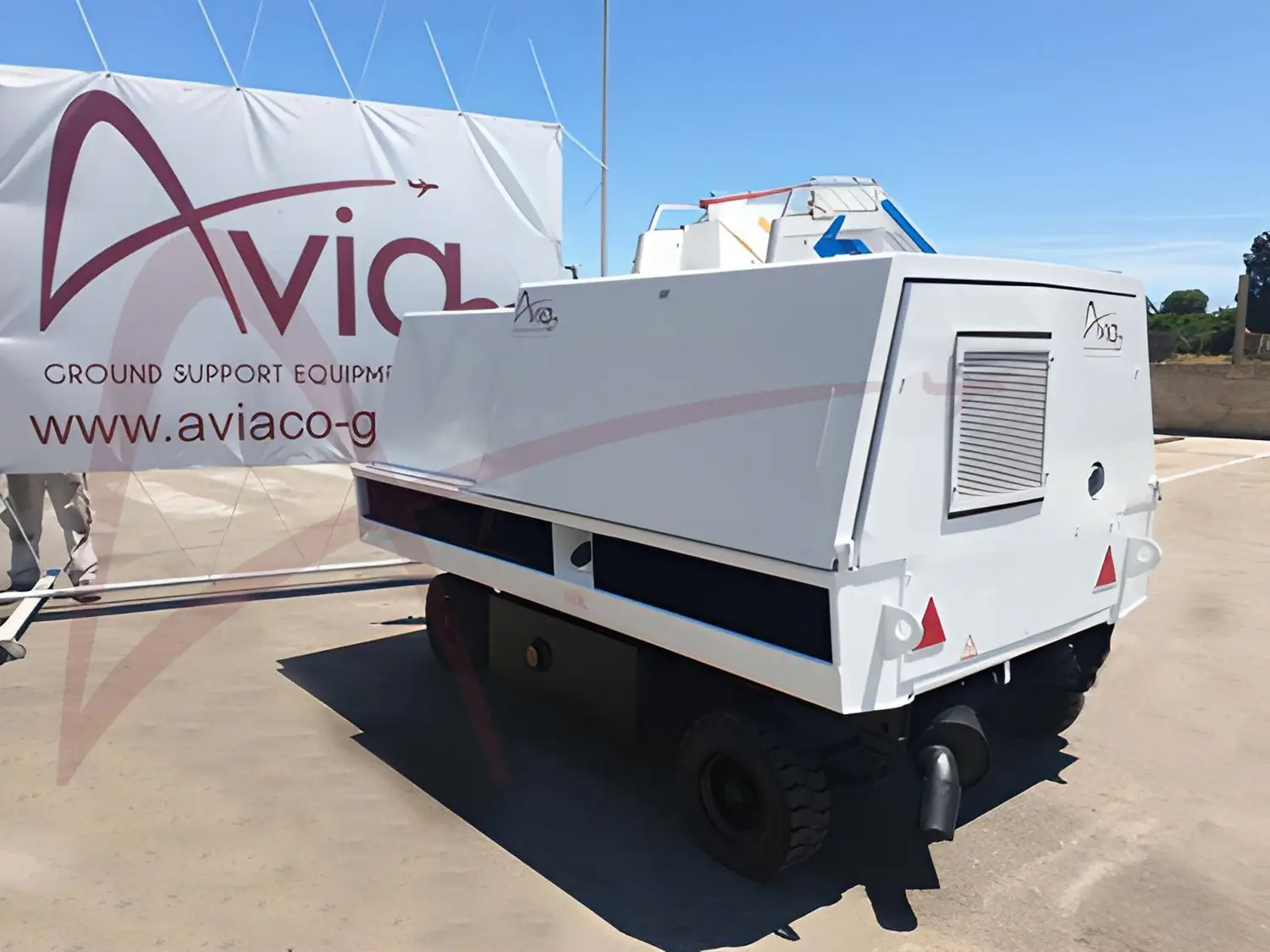 HOUCHIN D690 | Ground Power Units (GPU) | Aviaco GSE