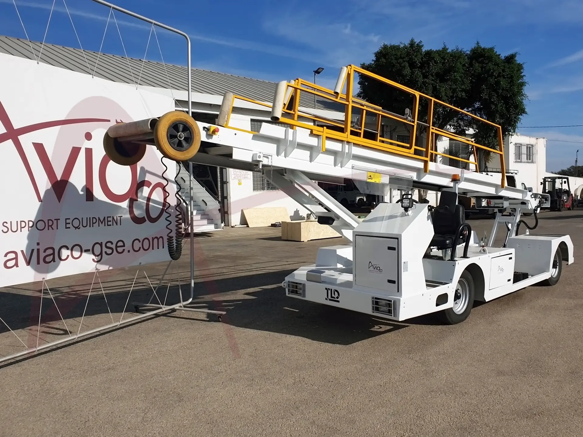 TLD NBL-D | Belt Loaders | Aviaco GSE