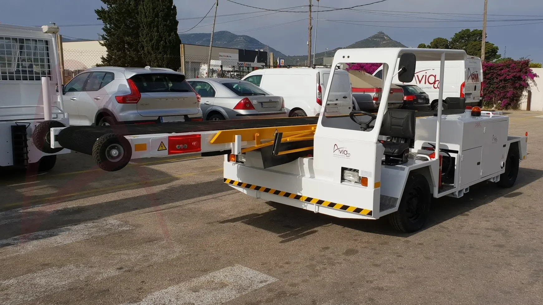 EINSA CDA-14 | Belt Loaders | Aviaco GSE