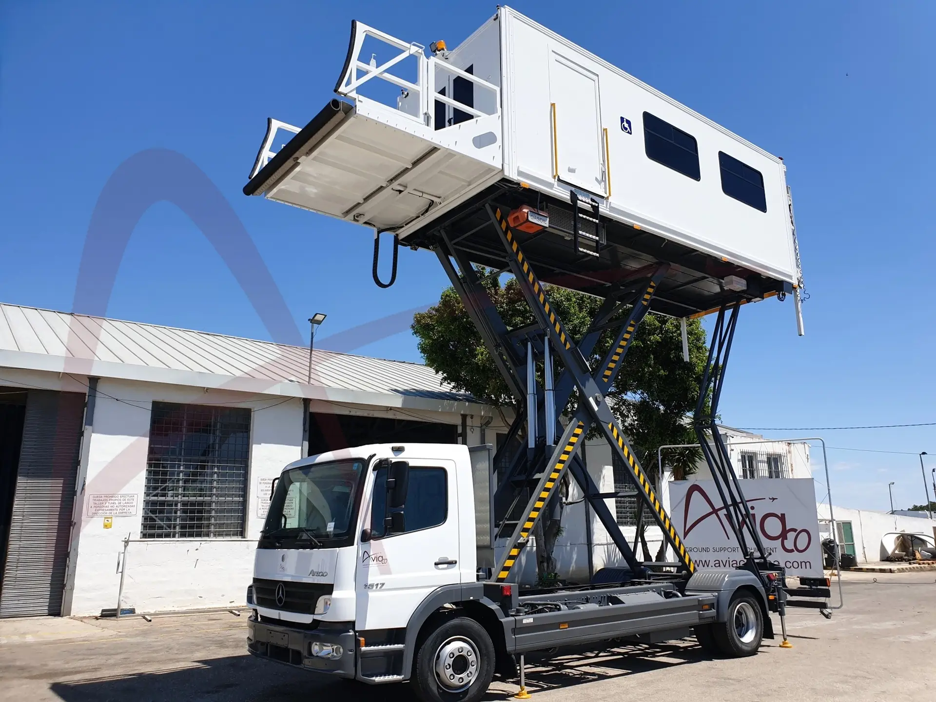 MALLAGHAN ML6100T | Ambulifts | Aviaco GSE