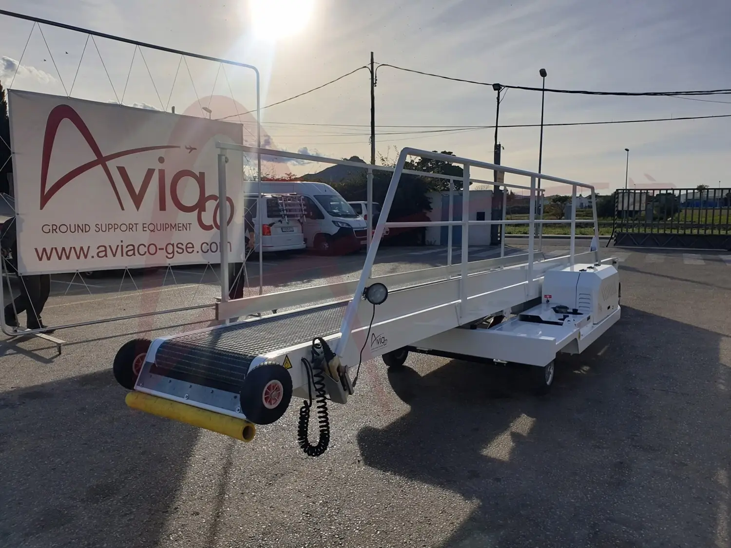 BOMBELLI NT800D | Belt Loaders | Aviaco GSE