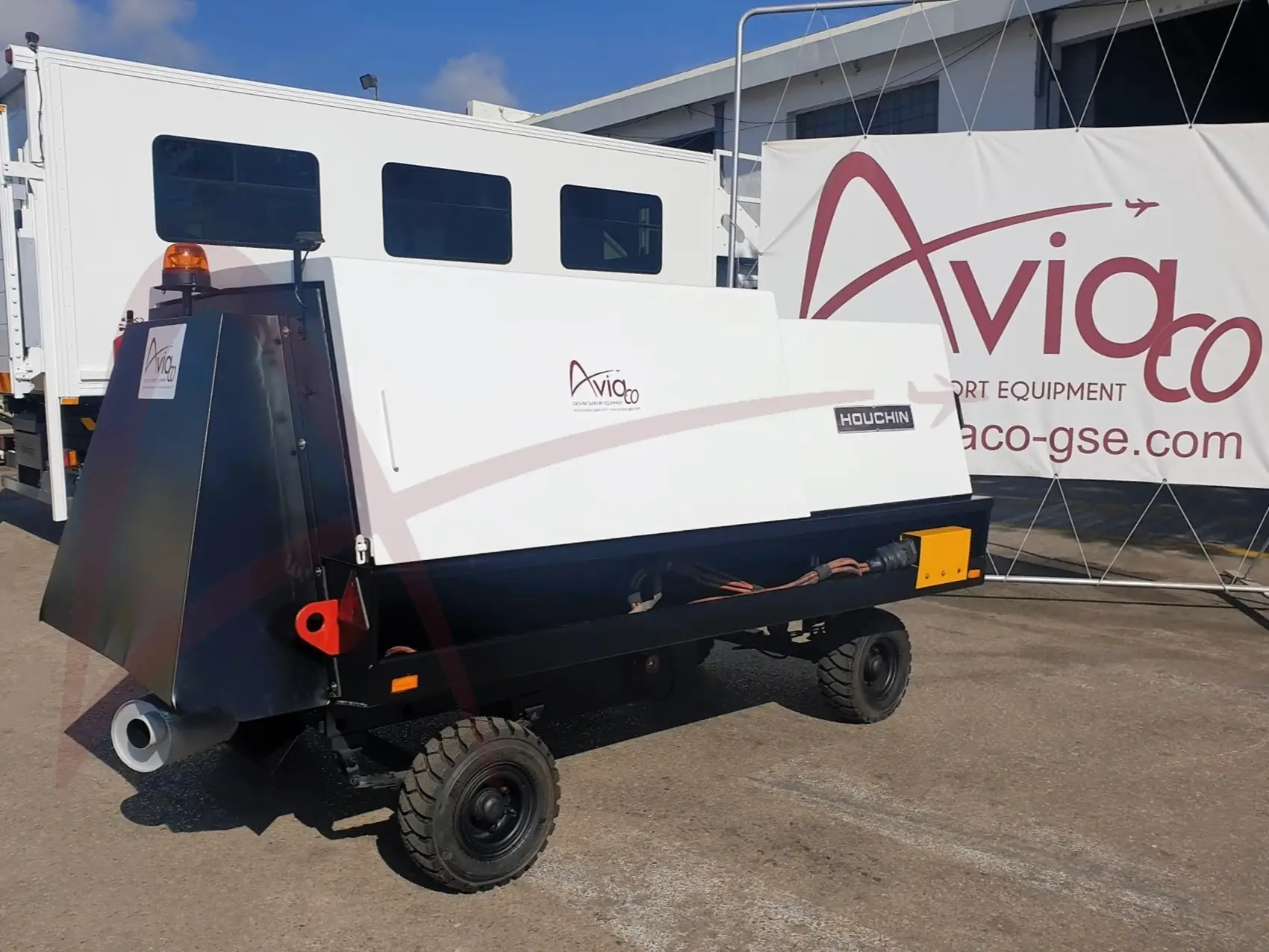 HOUCHIN C690 28 | Ground Power Units (GPU) | Aviaco GSE