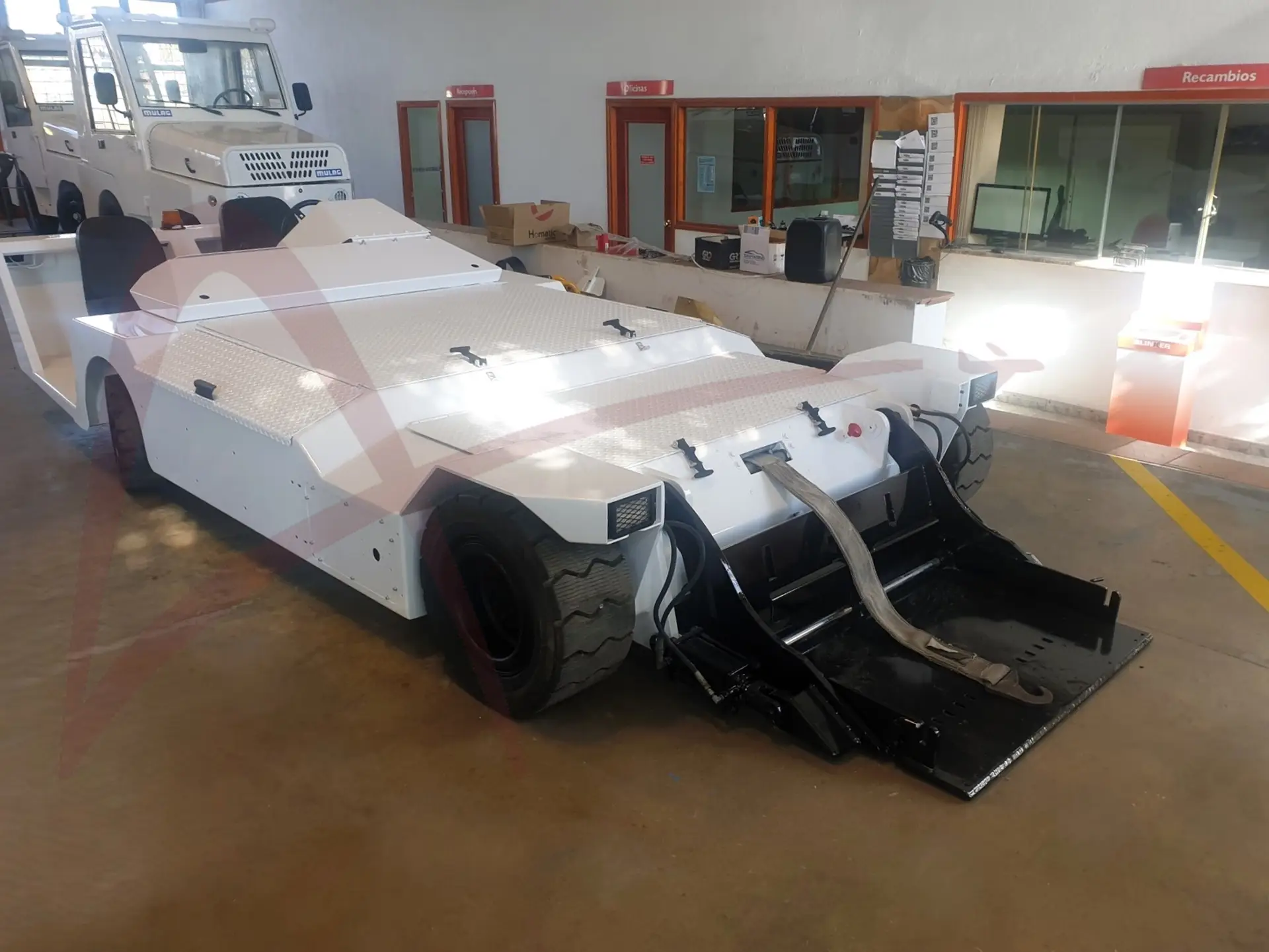 LEKTRO AP8950SD | Pushback Tractors / Tugs | Aviaco GSE