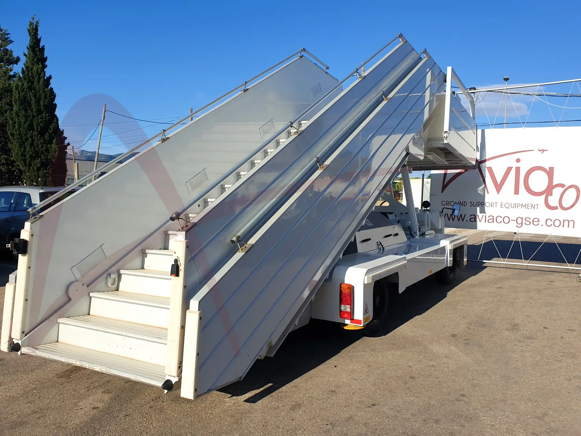 TLD ABS-580 | Passenger Stairs | Aviaco GSE