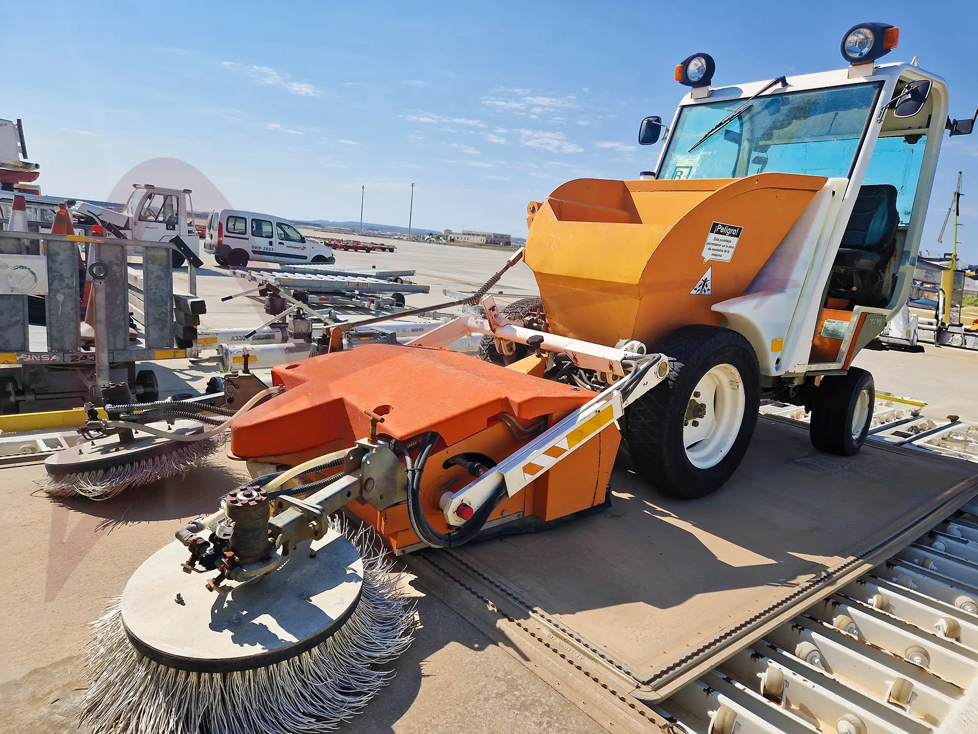 Runway Sweepers for Sale & Rent | Aviaco GSE
