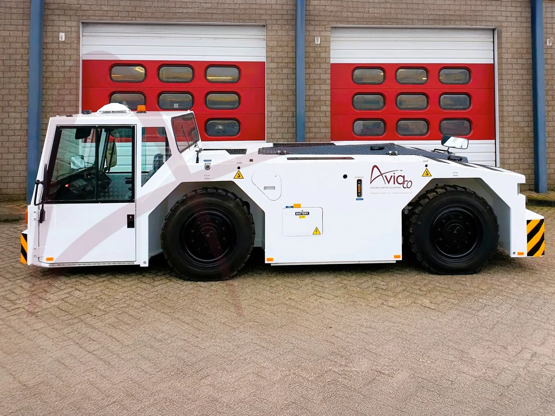 SCHOPF F110 | Pushback Tractors / Tugs | Aviaco GSE